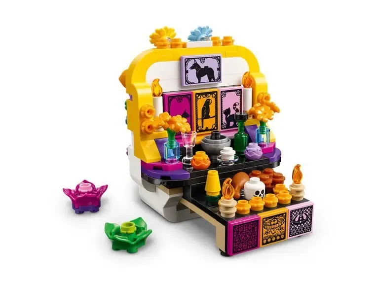 LEGO gets spooky with Halloween 2025 Seasonal Sets