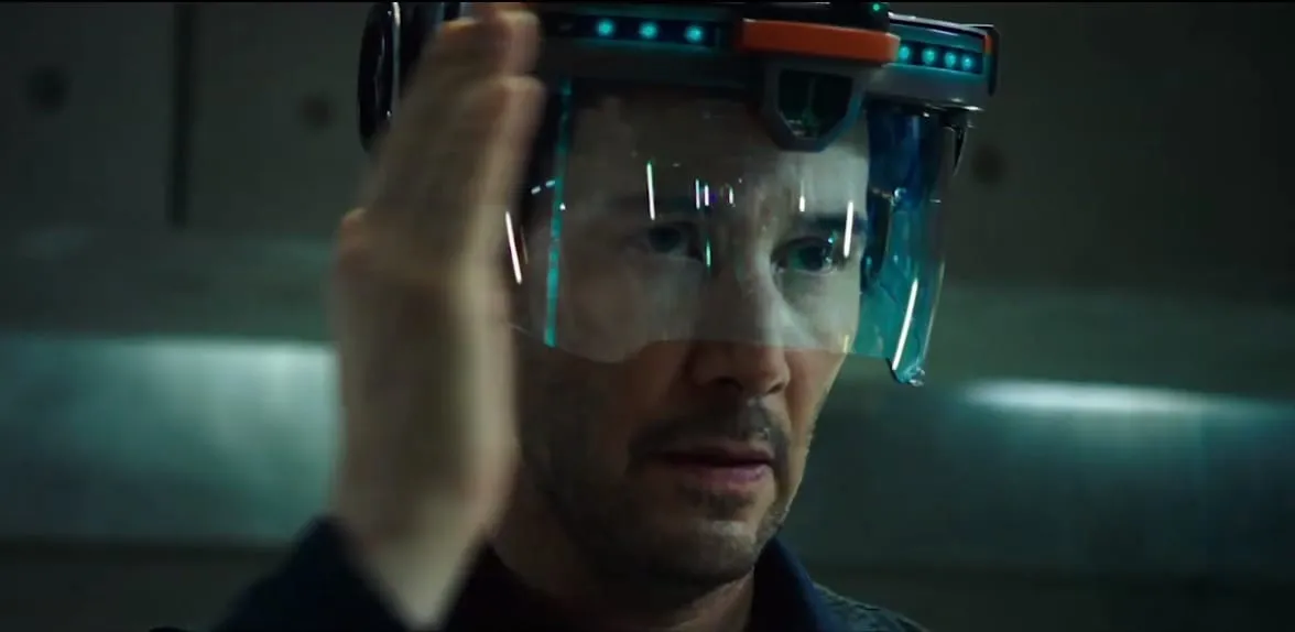 New trailer for Replicas starring Keanu Reeves and Alice Eve