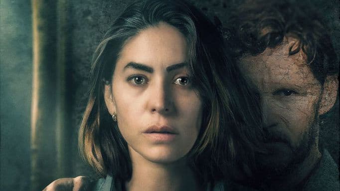 Trailer for horror-thriller The Portrait starring Natalia Cordova ...